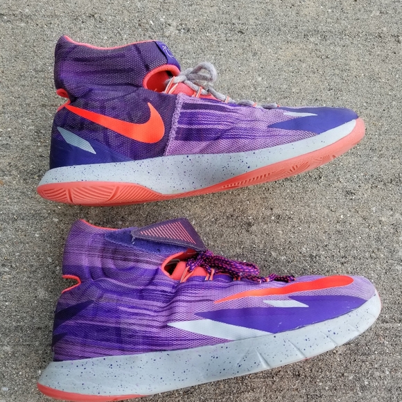 Nike | Shoes | Nike Air Zoom Kyrie Irving Hyperrev Size 2 | Poshmark